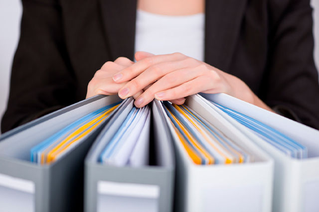 relación entre archivo y la acción de archivar | Diagrama